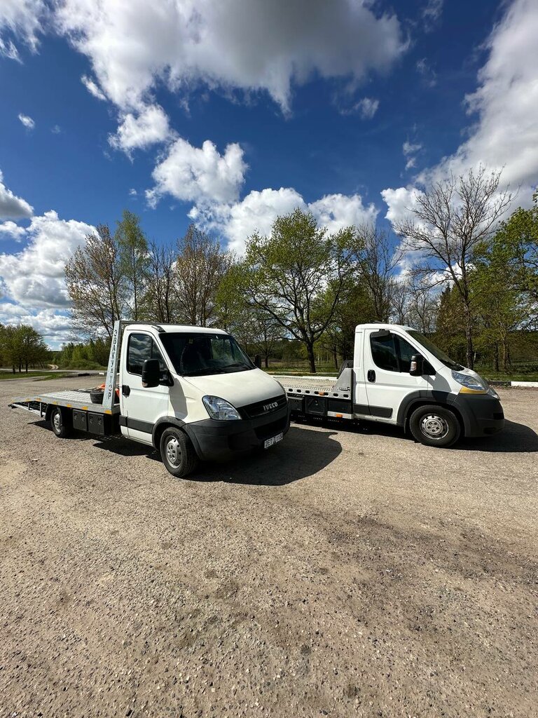 Çekici hizmeti Evakuatorkrupki, Minskaya oblastı, foto