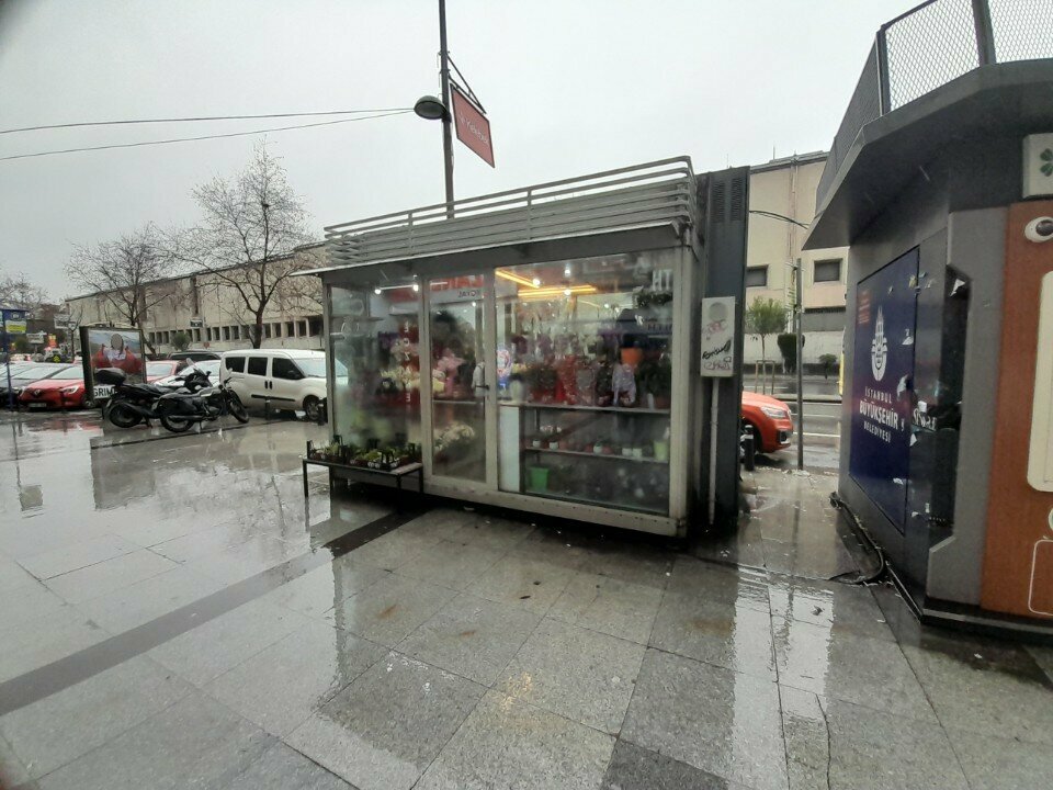 Çiçek teslimatı Gül Mira Çiçekçilik, İstanbul, foto
