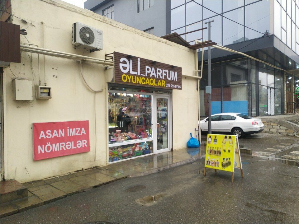 Kozmetik ve parfümeri mağazaları Qramla Ətirlər, Bakü, foto