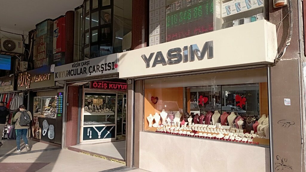Kuyumcular Ümit Gümüş Mücevherat, İstanbul, foto