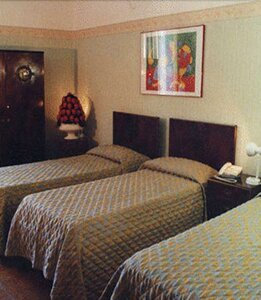 Hotel Touring (Via Principe Amedeo No:2), otel  Roma'dan