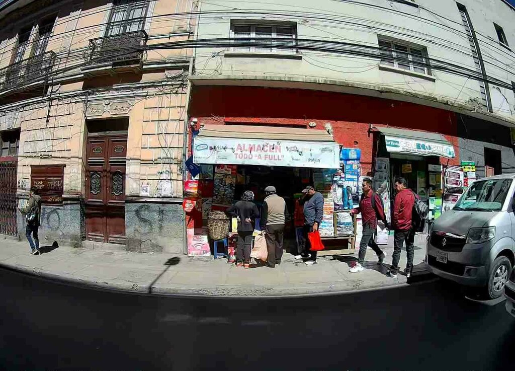 Market Everything A Full Warehouse, La Paz, foto