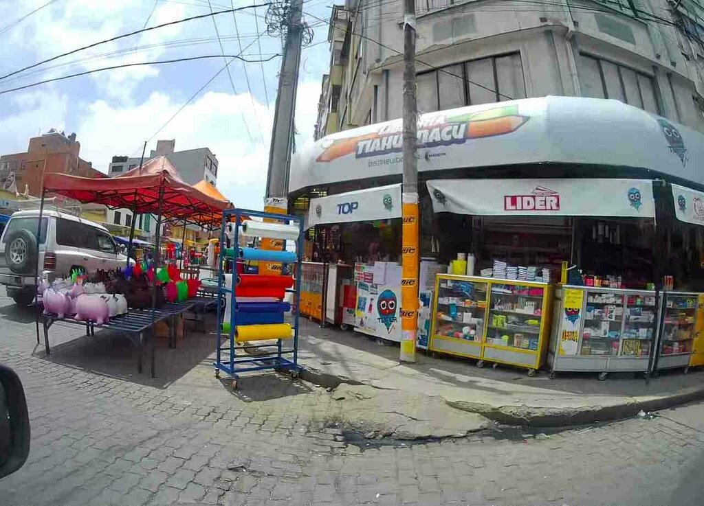 Kırtasiyeler Tihuanacu Bookstore, El Alto, foto
