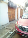 Speaking roses (Luanda, Rua da Liberdade), çiçekçiler  Loanda'dan