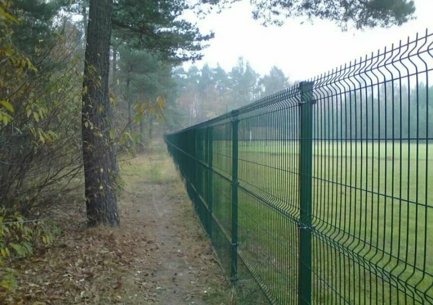 Çitler, parmaklıklar Zabory V Naro-Fominske, Naro‑Fominsk, foto