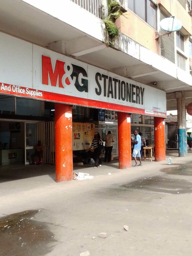 Pazarlar ve çarşılar M&g Stationery Angola, Loanda, foto