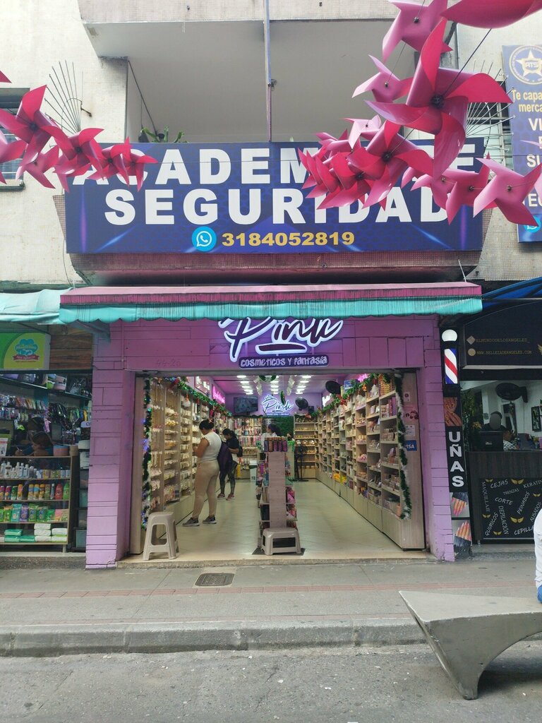 Kozmetik ve parfümeri mağazaları Pink cosméticos y fantasía, Medellin, foto