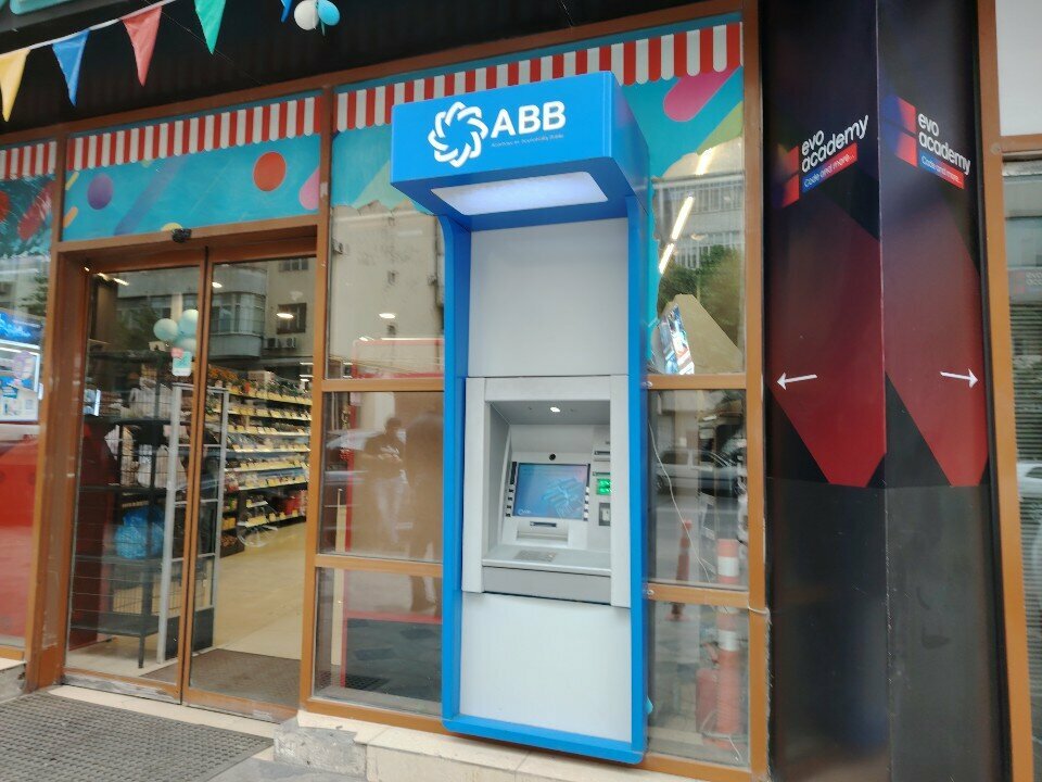 ATM'ler ABB ATM, Bakü, foto