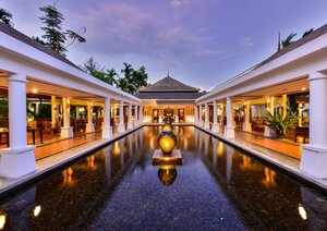 Naithonburi Beach Resort (Phuket, Thalang, Sakhu, Moo 4, 9), otel