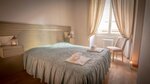 Breathtaking 4bd Apt 5min Walk to Duomo (Tuscany, Florence, Via dei Giraldi), otel  Floransa'dan