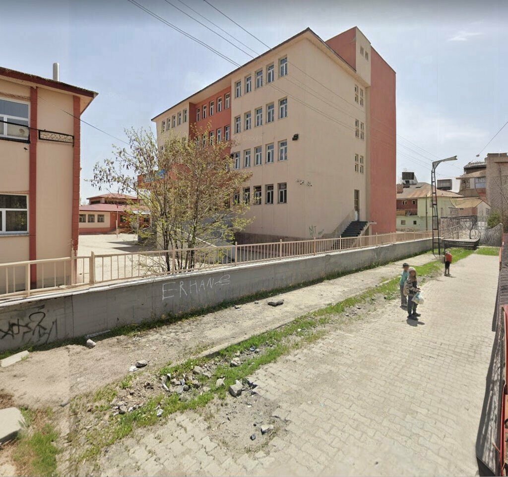 Ortaokul Kasım Bayram Ortaokulu, Ağrı, foto