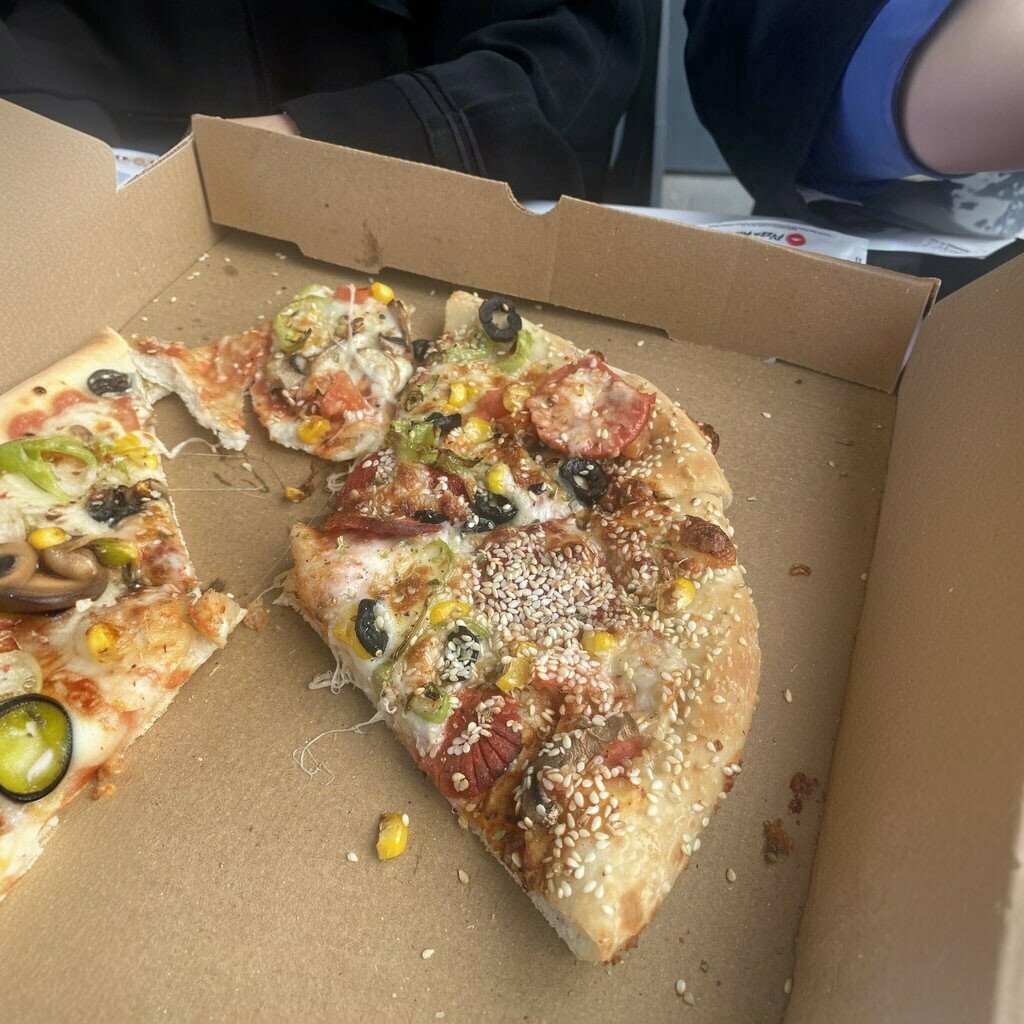 Pizzacılar Pizza Hut, İstanbul, foto