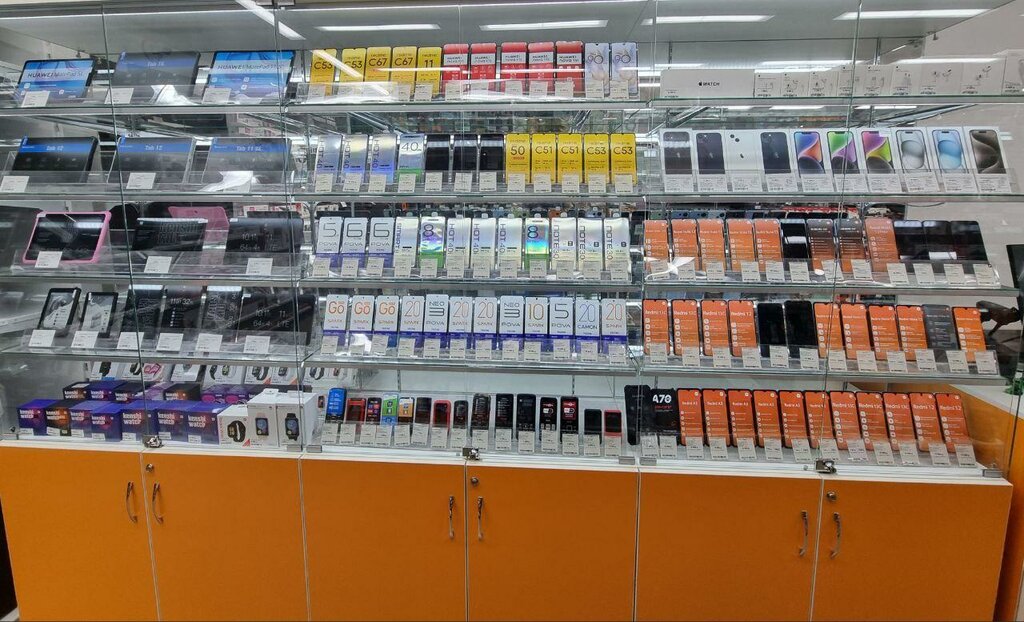 Bilgisayar mağazaları DNS, Krasnoyarski krayı, foto