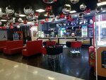 Кинобар (prospekt Komarova No:6/1), kafe  Omsk'tan