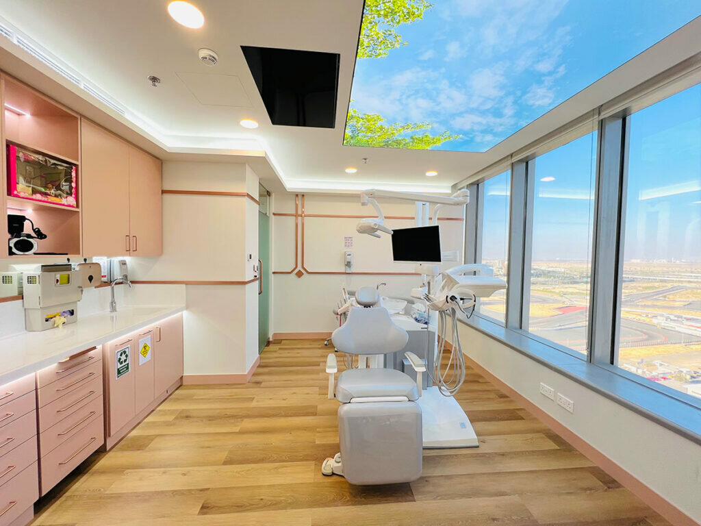 Özel ağız ve diş sağlığı klinikleri ve muayenehaneleri Serenity Dental Clinic, Dubai, foto