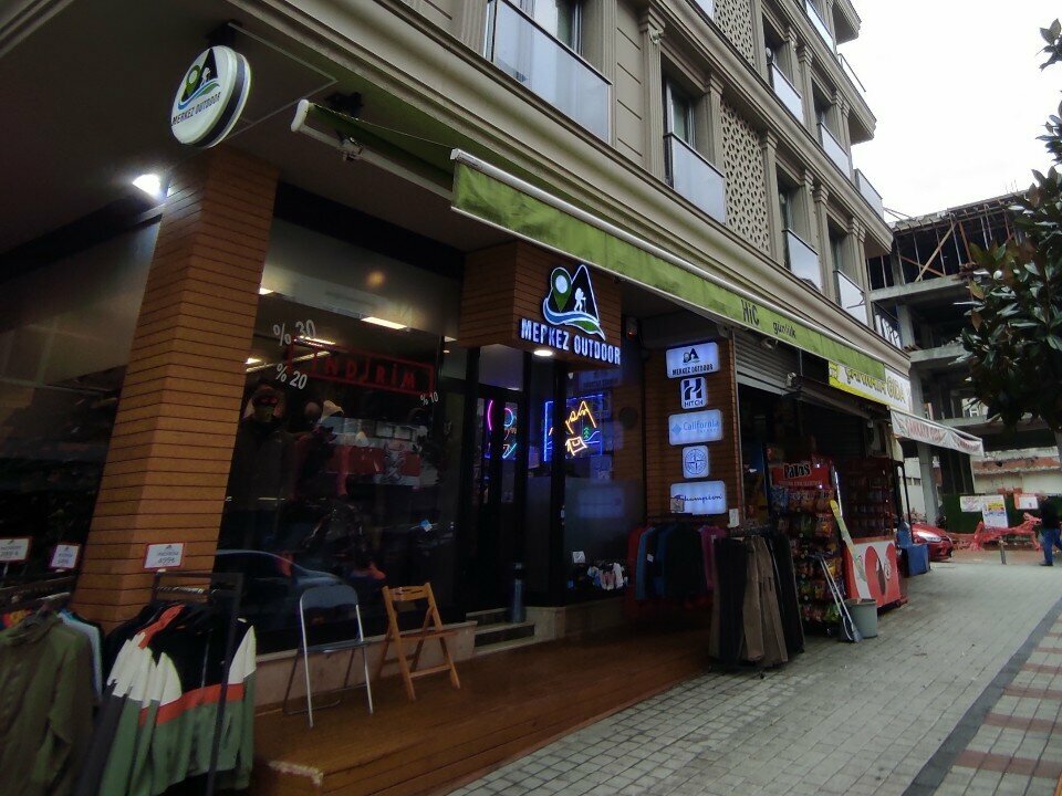 Ayakkabı mağazaları Merkez Outdoor, İstanbul, foto