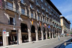 Hotel Almudaina (Palma de Mallorca, Avenida Jaime III, 9), otel  Palma'dan