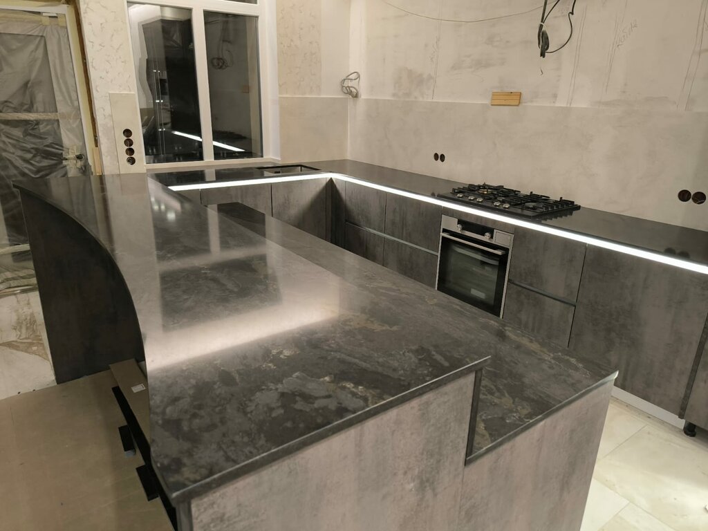 Taş ürünler ve yapılar Невский Гранит, Saint‑Petersburg, foto