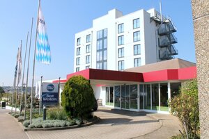 Best Western Queens Hotel Pforzheim-Niefern (Baden-Württemberg, Enzkreis, Pforzheimer Straße, 52), otel  Baden‑Wurttemberg'den