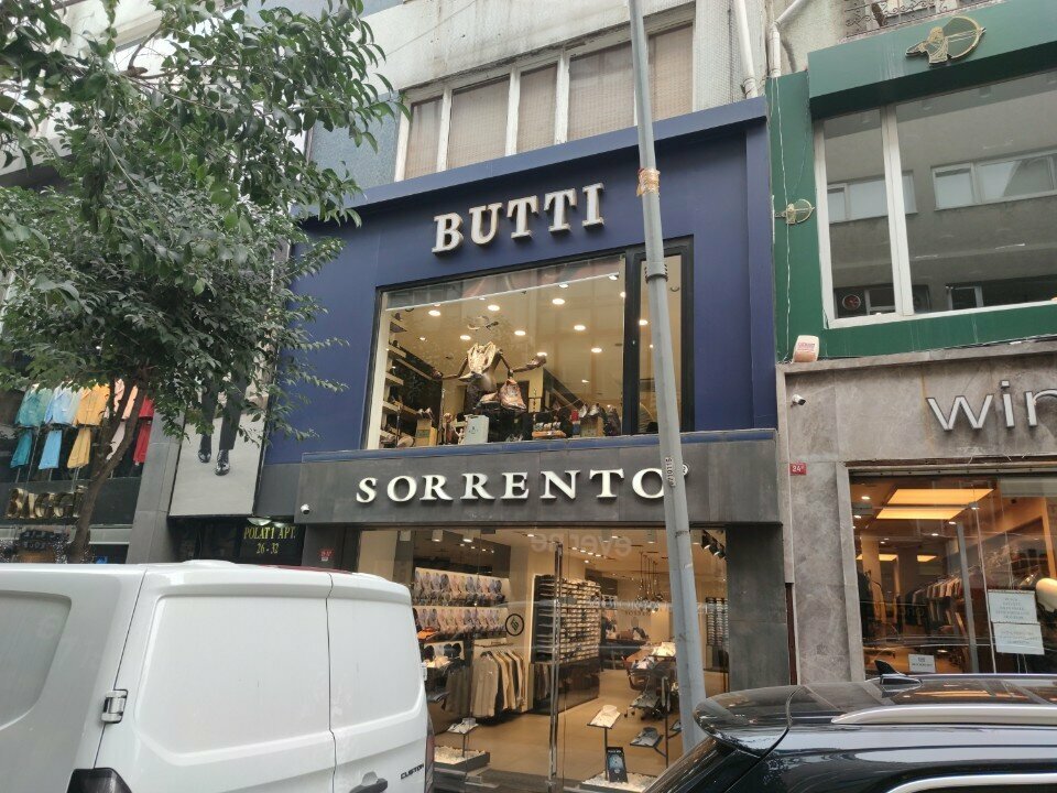 Ayakkabı mağazaları Butti, İstanbul, foto