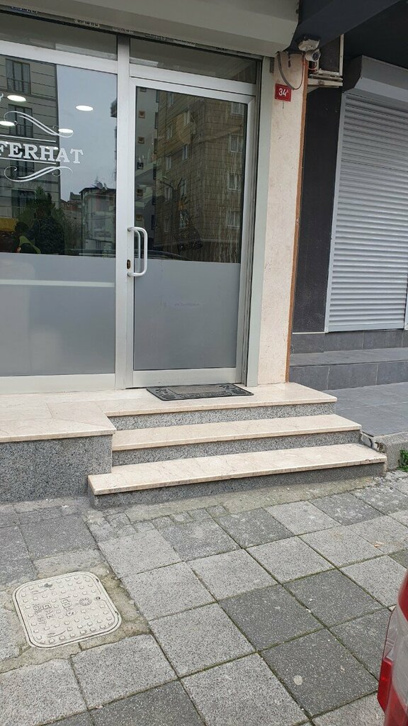 Berberler Kuaför Ferhat, İstanbul, foto