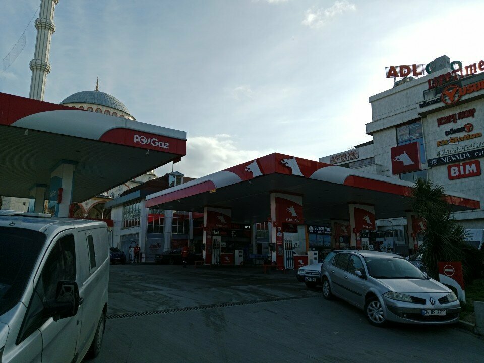 Benzin istasyonu Petrol Ofisi, İstanbul, foto