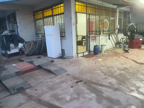 Jant ve lastikçiler Uzman oto lastik 7/24 Yol Yardım Balıkesir, Balıkesir, foto