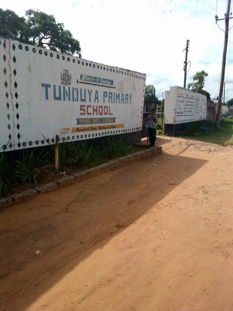 Ortaokul Tunduya Basic School, Lusaka, foto
