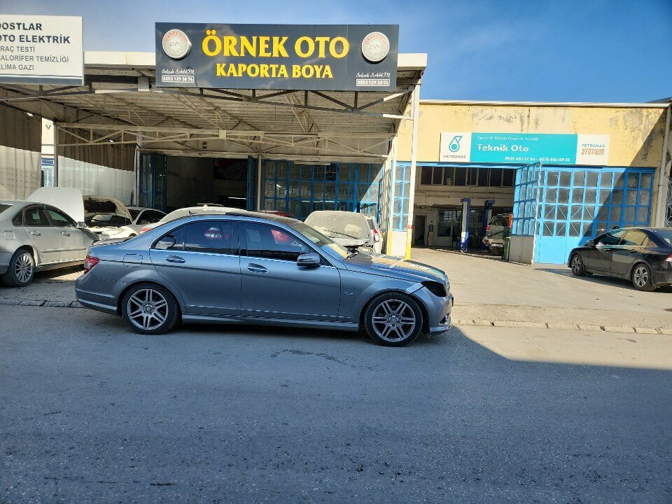 Otomobil boyaları Örnek Oto Boya, Ankara, foto