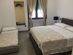 B&b Prestige (Piazza Giuseppe Garibaldi No:73, Naples), otel  Napoli'den