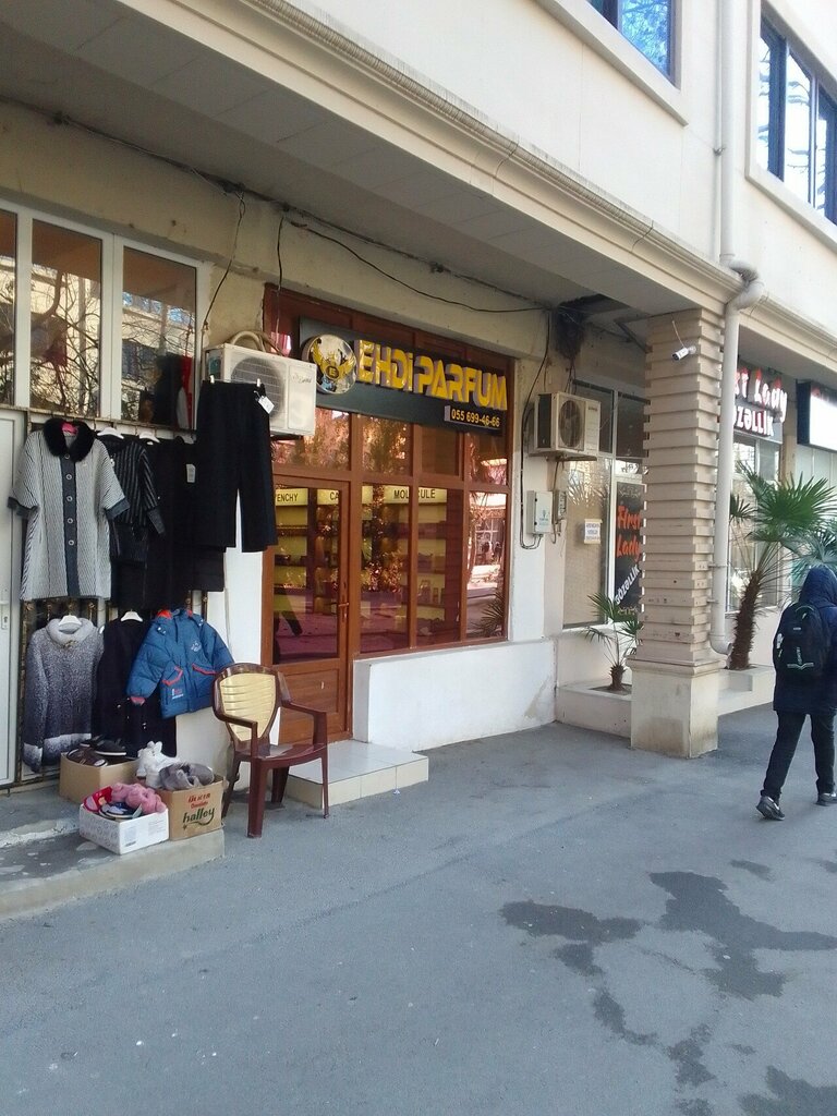 Kozmetik ve parfümeri mağazaları Əhdi parfum, Mingeçevir, foto
