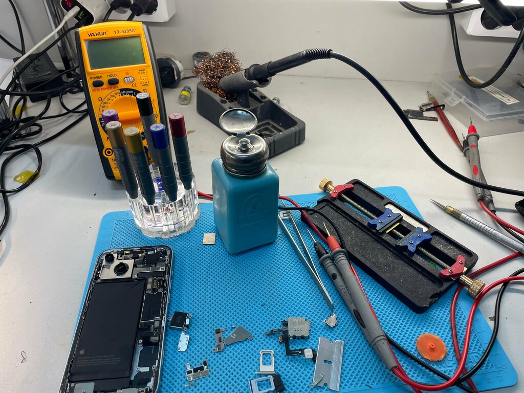 Telefon tamir servisi IPhone Repair Service, Murino, foto