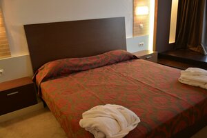 Presidium Palace (Lofça, Troyan), otel  Lofça'dan (Loveç'ten)