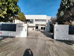 Léone Maison (AOSB Mah., 10022 Sok., No:3, Çiğli, İzmir), yönetim ofisi  İzmir'den
