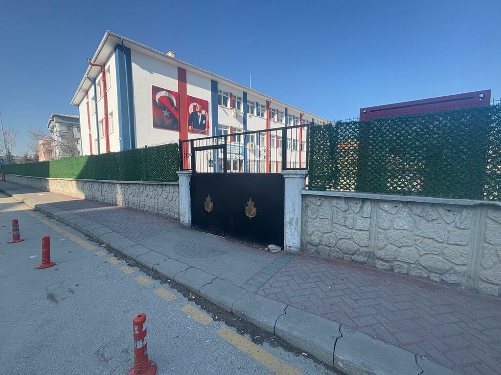 i̇lkokul Milli Eğitim Vakfı İlkokulu, Ankara, foto