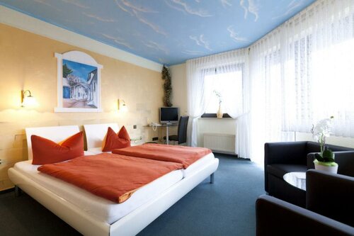 Otel Themen Hotel Terrassen Cafe, Bad Munder, foto