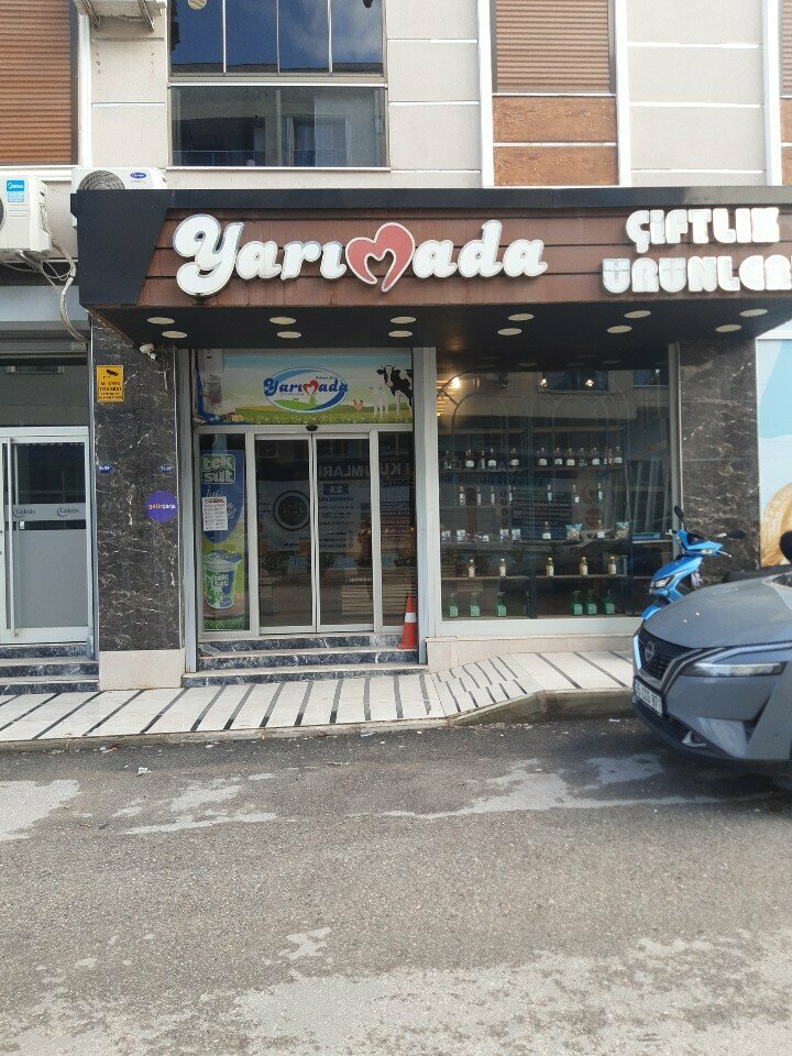 Süt ürünleri satış mağazaları Yarımada Şarküteri, İzmir, foto