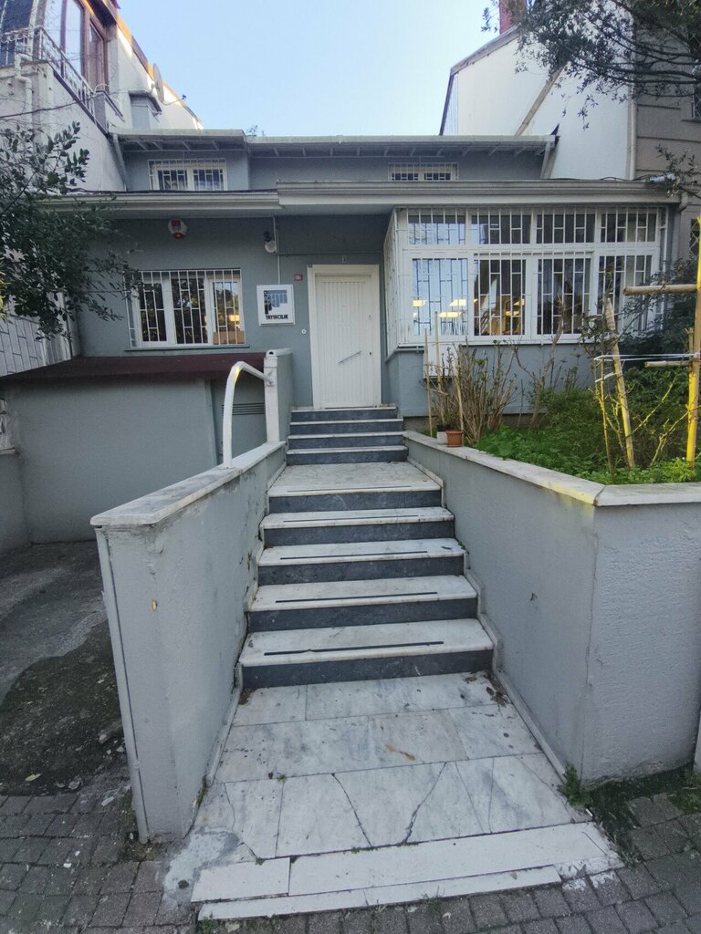 Yayınevleri, yayıncılar Pan Yayıncılık, İstanbul, foto