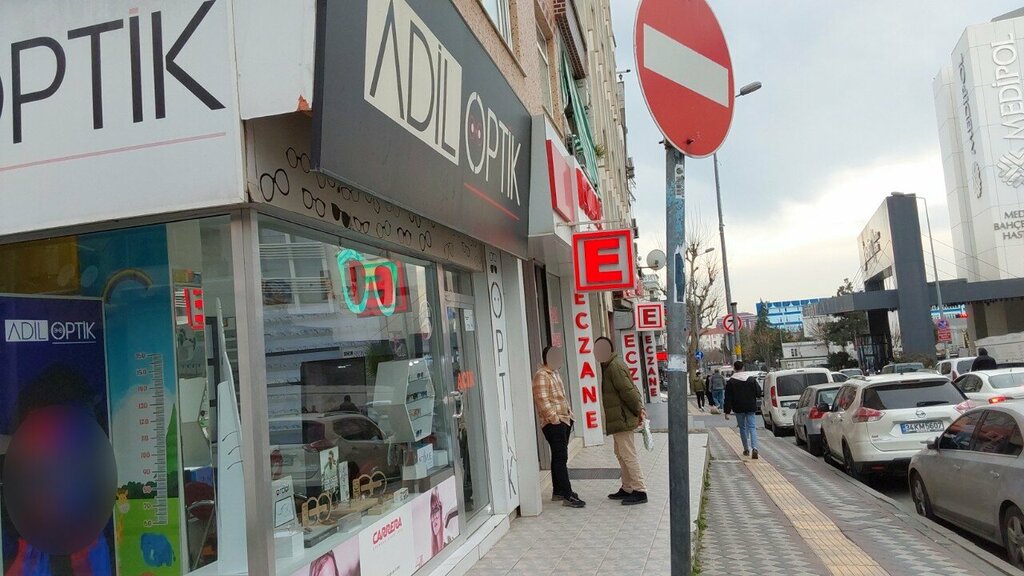 Optik Adil Optik, İstanbul, foto