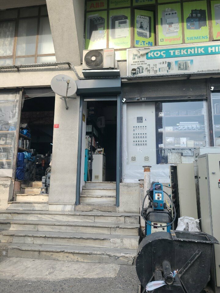 Conta ve keçe takma aletleri Koç Teknik Hırdavat, İstanbul, foto