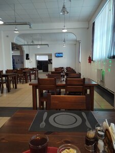 Шаром Покати (Pogranichnaya Street No:50), restoran  Petrozavodsk'tan