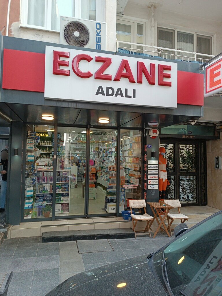 Eczaneler Adalı Eczanesi, İzmir, foto