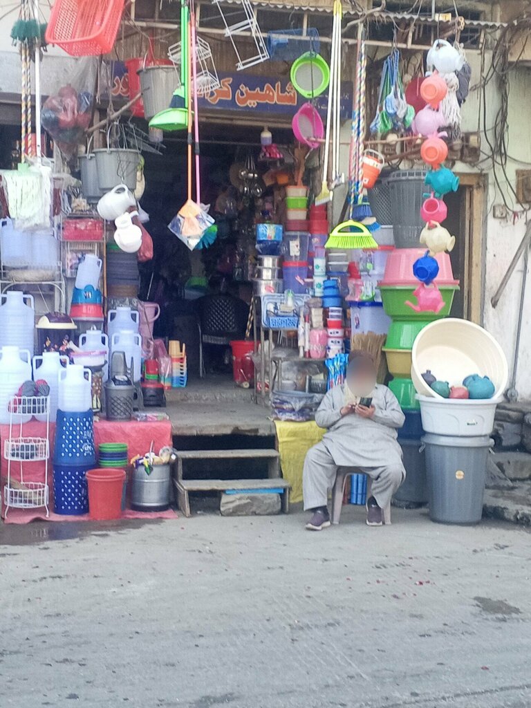 Ev eşyası mağazaları Shaheen Crockery Store, Rawalpindi, foto