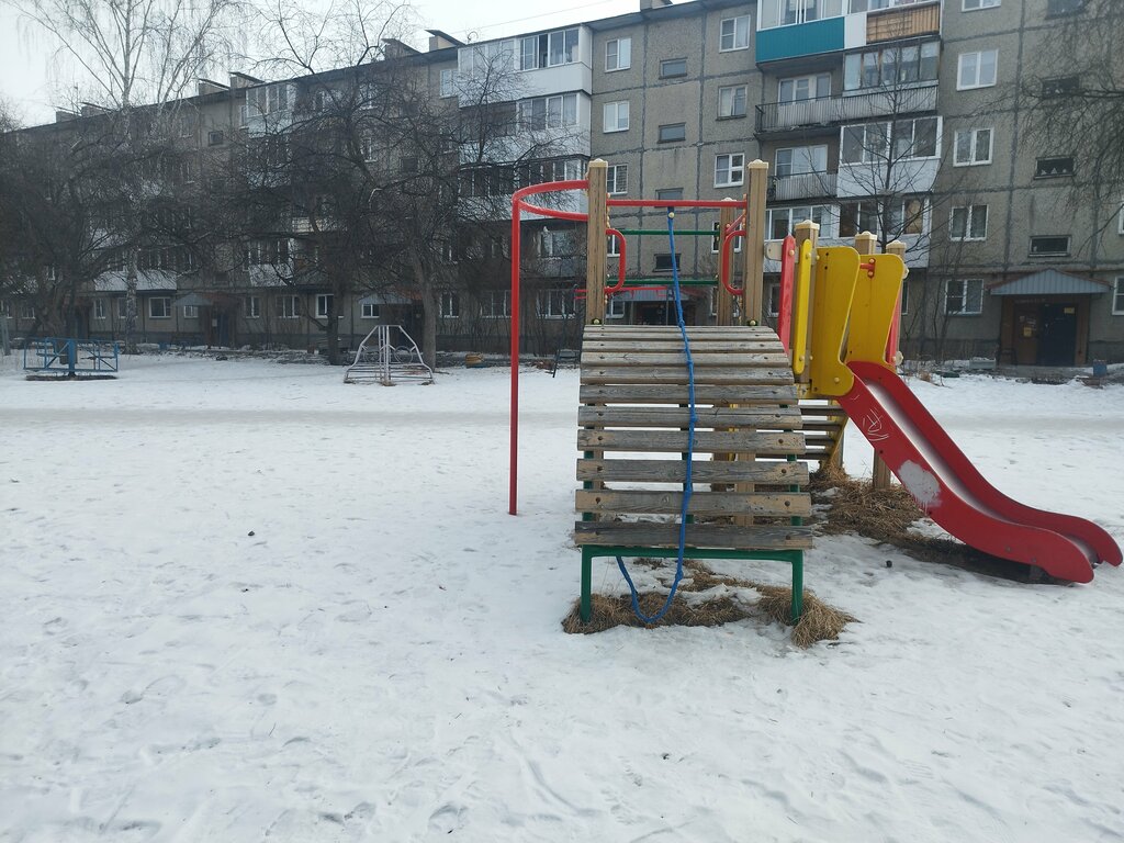Oyun alanı Playground, Snejinsk, foto