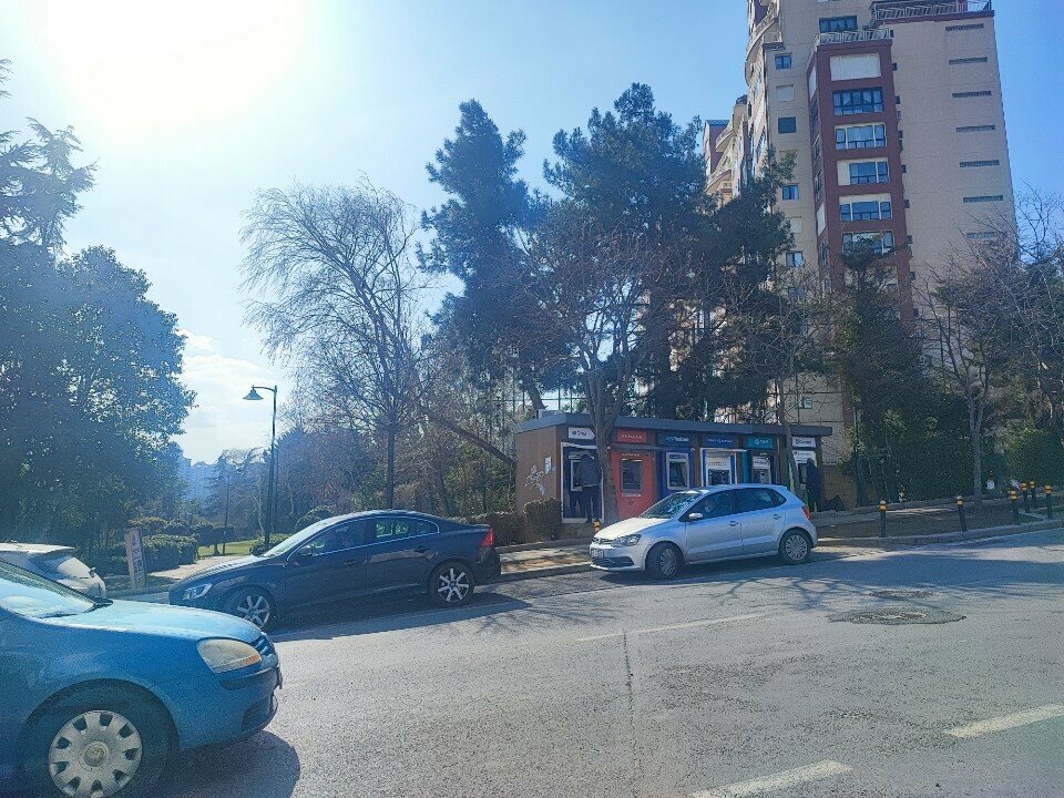 ATM'ler VakıfBank, İstanbul, foto