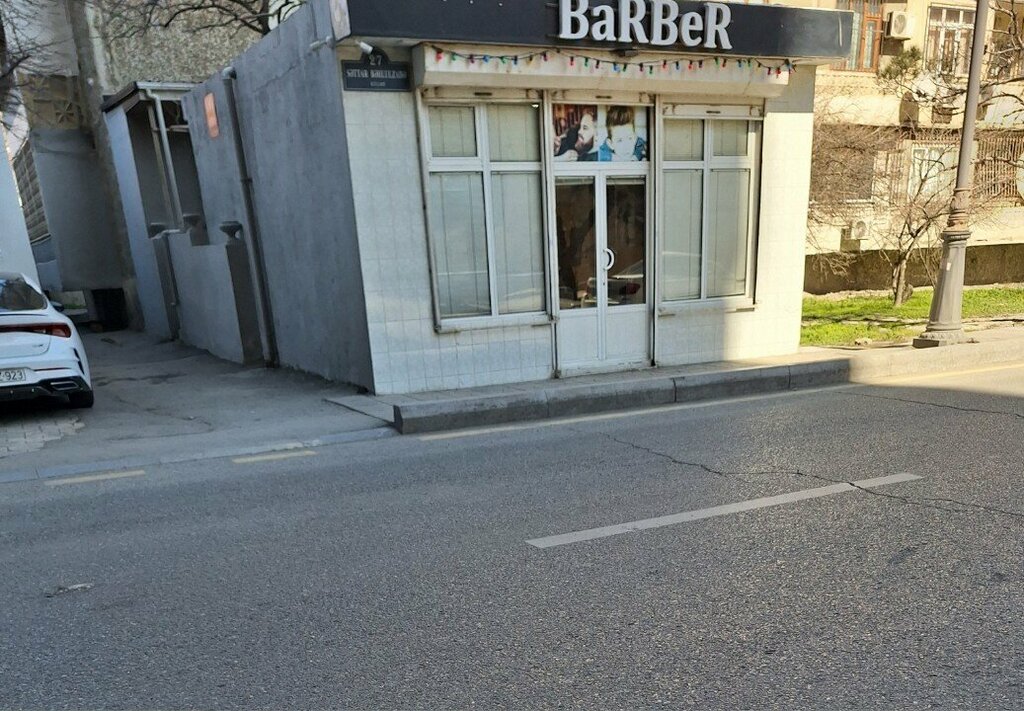 Kuaförler Bərbər, Bakü, foto