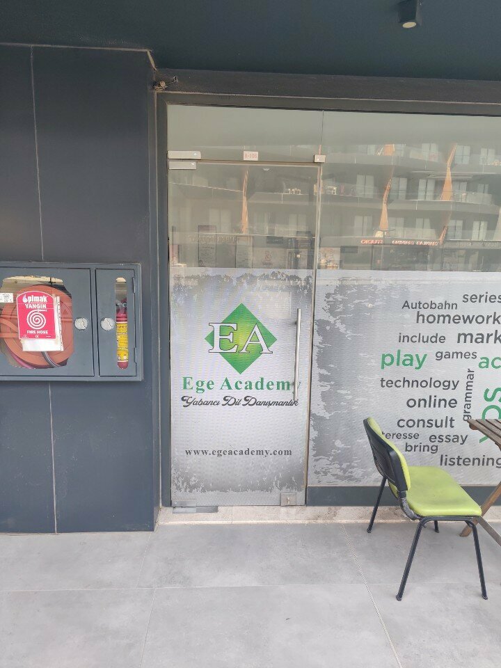 Yabancı dil kursları Ege Academy, İzmir, foto