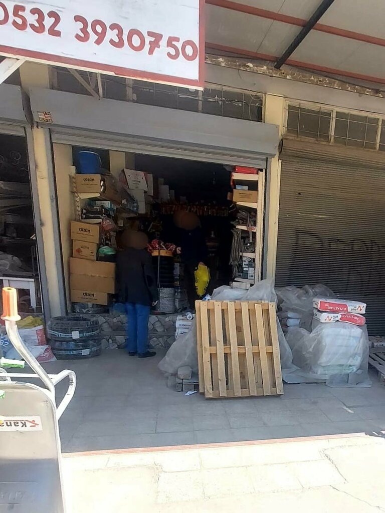 Yapı mağazası Kuşçular Ticaret, Adana, foto