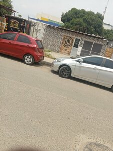 Barbearia (Luanda, Rua do Maculusso), kuaförler  Loanda'dan
