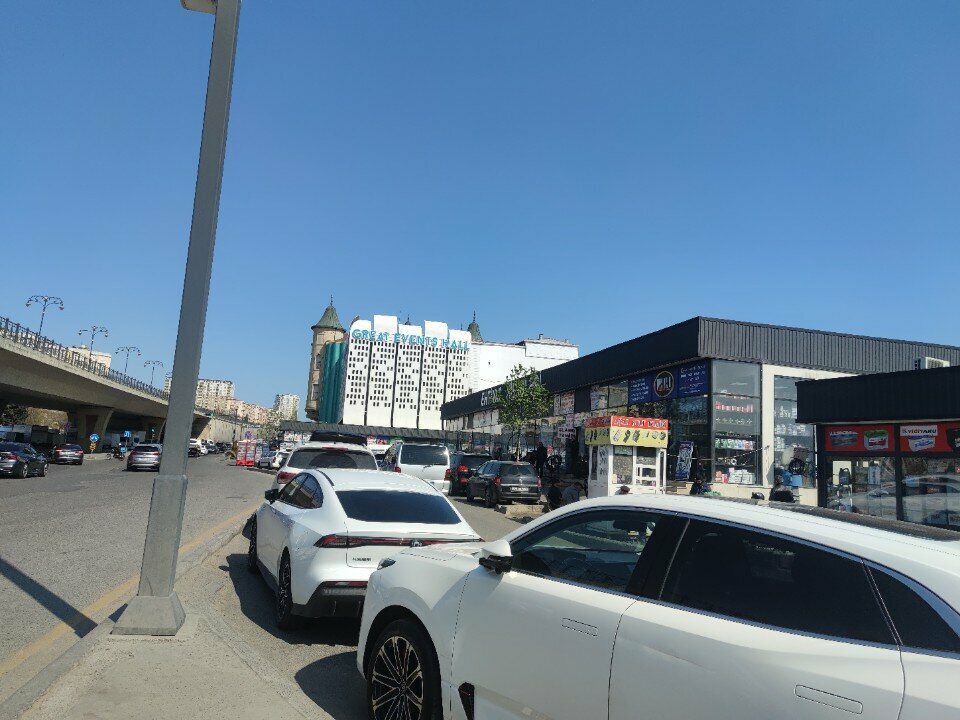 Otomobil yedek parçaları Texnikaların Ehtiyyat Hisssələri, Bakü, foto